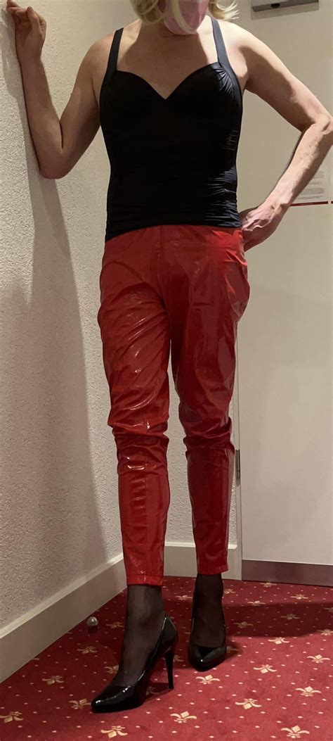 Tried Out An Outfit Unfortunately Pants Arent Tight Enough R