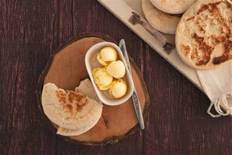 Easy Turkish Flatbread Recipe How To Make Bazlama