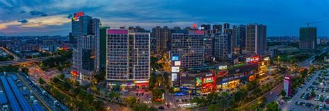 城美大沥•乐享生活 圆一场露营梦、看一场慢直播大沥之夜，精彩不重样！澎湃号·政务澎湃新闻 The Paper