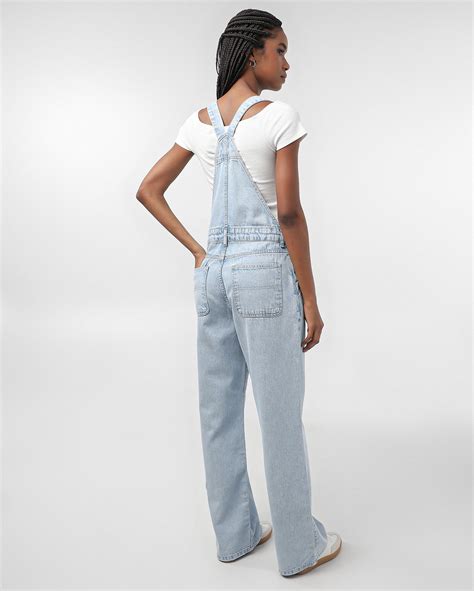 Riachuelo Jardineira Jeans Feminina Reta Denim Claro Pool Jeans