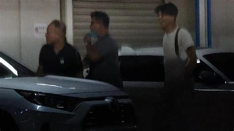 林志玲一家三口首度同框！一岁半儿子全身照曝光，皮肤白皙腿超长林志玲婆婆白皙新浪新闻