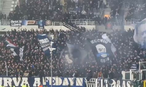 Napoli Dura Contestazione Dei Tifosi Dopo La Brutta Sconfitta Contro