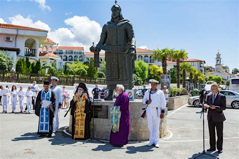 Паметник на кан Тервел в Свети Влас Диневи Груп
