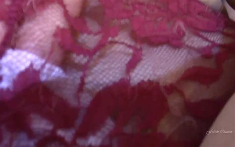 Close Up Pad In Face