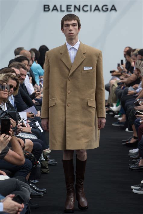 Balenciaga Spring 2017 Menswear Collection Vogue