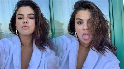 Selena Gomez Sexy Kiss Hot Celebs Home