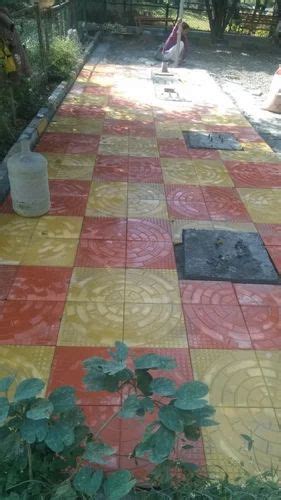 Concrete Car Parking Floor Tiles Size 1x1 Feet300x300 Mm At Rs 30