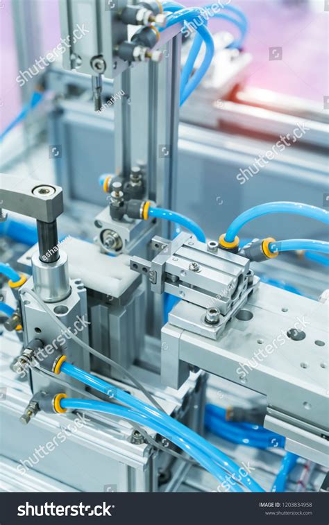 Robotic Pneumatic Input Robot Handle Grip Foto Stock 1203834958