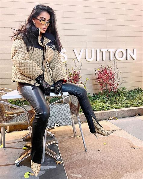 Gabby Gabalabbb • Instagram Photos And Videos Gucci Outfits