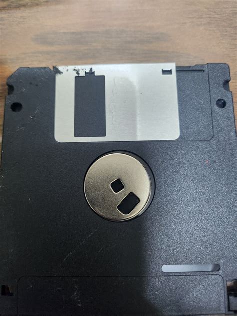 엪온x 집청소하는데 플로피디스크가 있네 Ea Fc 온라인 에펨코리아