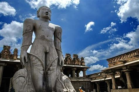 Here Is Another Closer Look At Worlds Tallest Monolithic Sculpture