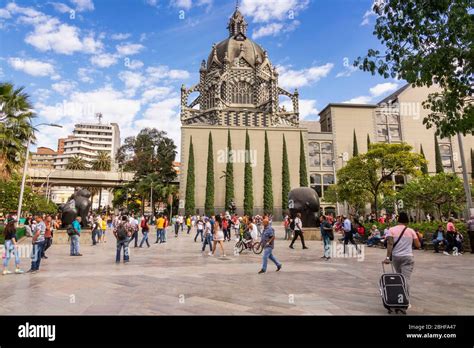 Medelin Colombia January 12 2020 The Plaza Botero Contains 23