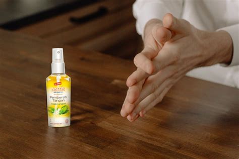 Ini Cara Menggunakan Hand Sanitizer Yang Tepat