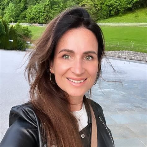 𝐉 𝐄 𝐍 𝐍 𝐘 Jenny On Threads
