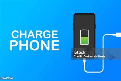 스마트폰 충전기 어댑터 및 전기 소켓 배터리 부족 알림 벡터 일러스트입니다 낮음에 대한 스톡 벡터 아트 및 기타 이미지 낮음 배터리 전원 Usb 메모리 Istock