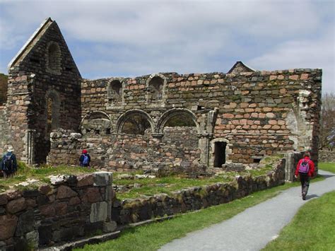 Isle Of Iona Its Abbey Wildlife Things To Do And More