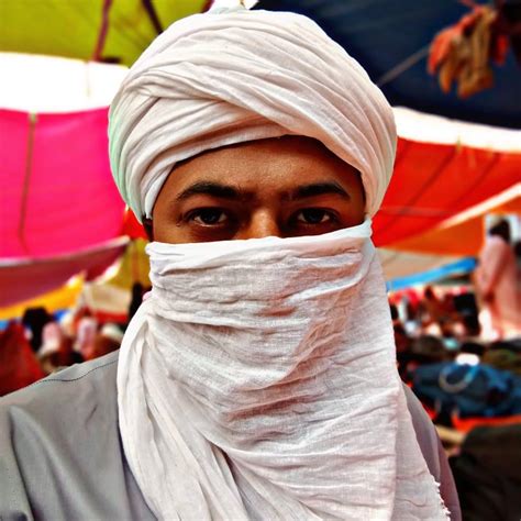 আলহামদুলিল্লাহ আমরা বিশ্ব ইজতেমা উদ্দেশ্যে রওনা দিলাম সবাই দোয়া করবেন