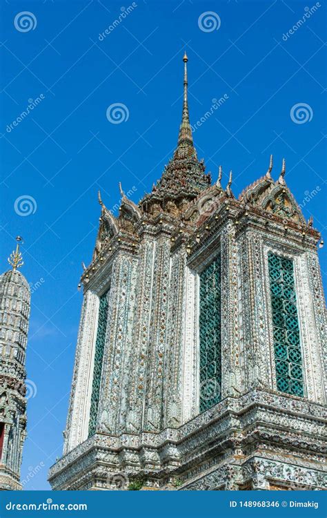 Architecture Of Wat Arun On Background Of Blue Sky Temple Of Dawn