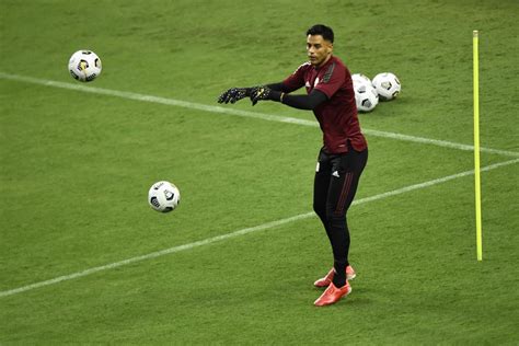 El Mexicano Alfredo Talavera Será Con 40 Años El Jugador Más Veterano