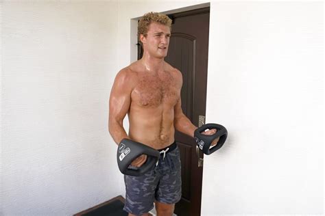 Try These 5 Forearm Exercises For Your Next Home Workout Try These 5 Forearm Exercises For Your Next Home Workout