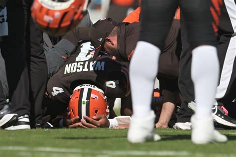 Cleveland Browns Fans Vent Forced Upon Frustration By Cheering Deshaun