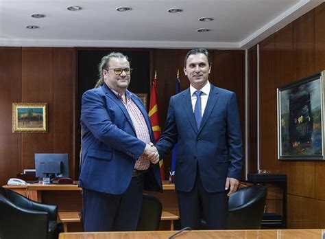 Асаф Адеми ја презеде функцијата министер за култура Влада на