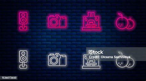 세트 라인 사진 카메라 인테리어 벽난로 스테레오 스피커 및 귤 벽돌 벽에 빛나는 네온 아이콘 벡터 0명에 대한 스톡 벡터 아트