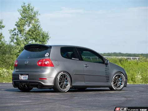 Ecs Rear Spoiler Extension In Gloss Black Mk5 Gti R32 Surrey Tuning Ltd