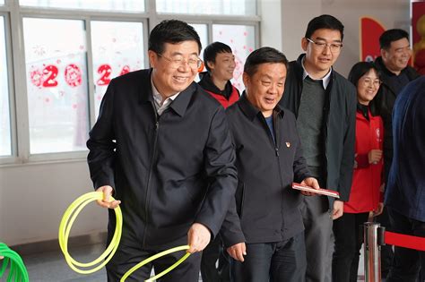 欢乐共享 温暖相伴 机关干部职工迎新春团队拓展活动顺利举行附视频 河南工业学大学机关党委