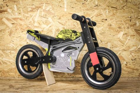 Des draisiennes customisées pour la bonne cause 4h10