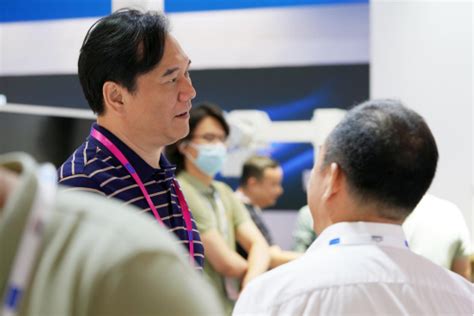 领势共赢 共创未来华润爱生动保携手怡安生物亮相东西部小动物临床兽医师大会行业合作再升级 行业新闻 新闻中心 唐山怡安生物工程有限公司官网