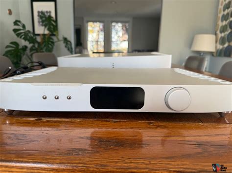 Closed Msb Premier Dac Power Base Silver W Streamer Module And Pro Usb Module Headphone