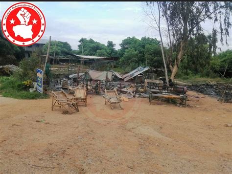 Khit Thit Media ယင်းမာပင်တွင် Pdf များ အပါအဝင် လူ ၁၀ ဦး မှားယွင်းသတ်ဖြတ်ခံရမှုတွင် ဆရာစံနှင့