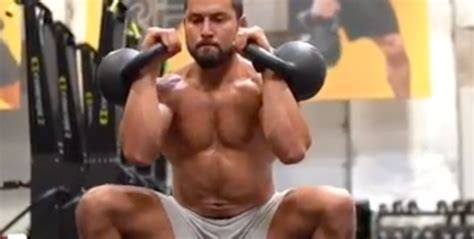 Trainer Eric Leijas Bodyweight And Kettlebell Instagram Workout