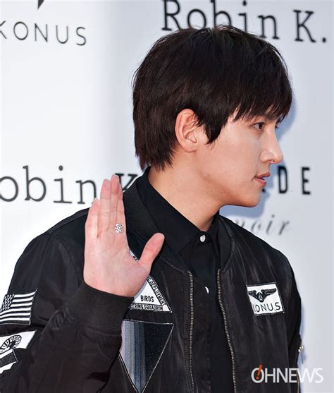 지창욱 옆모습도 조각이네 오뉴스