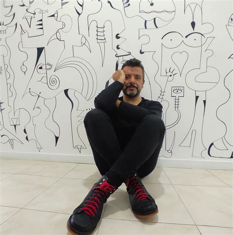 Sobre Mutes César Amorim Carina Flor