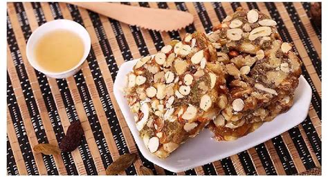 切糕东北切糕糯米切糕图片文秘苑图库