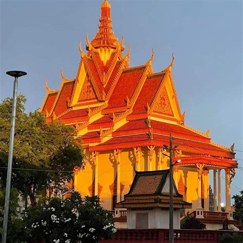វត្ត វិហារសំណ Viheasomnor Monastery