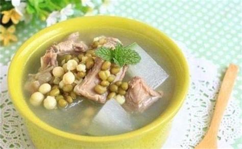 今日靓汤（清热解暑养肠胃，可以喝这个鸽子绿豆陈皮汤）东方养生频道东方养生