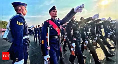 Army Cadet Ankit Chaudhary Chooses Service Over Iit Dream Honors Fathers Legacy
