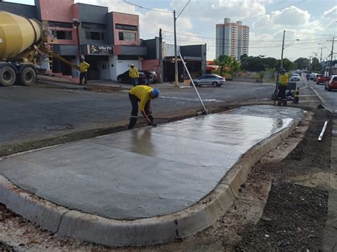 Prefeitura Remodela Trecho Da Avenida Dois Córregos Portal Do