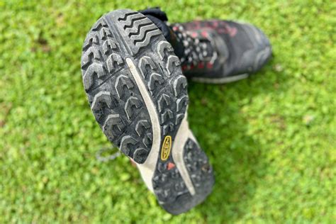 Leichte Bergschuhe Wanderschuhe Im Test Leichtigkeit Am Berg