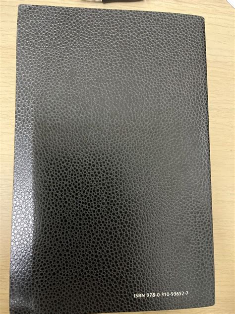 Holy Bible 興趣及遊戲 書本 And 文具 書本及雜誌 宗教書藉 Carousell