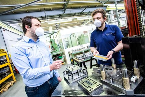 What Is Toolmaking A Full Guide To Your Future Career In Comm