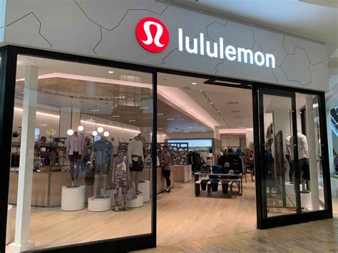 Lululemon The Yoga Brand With Fan Level Loyalty Online Yoga Planet