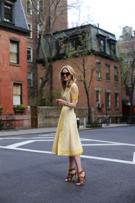 Charada Cómo combinar el amarillo