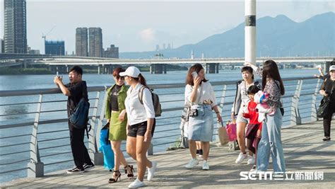 天氣鬼轉！「1縣市」今焚風、午後全台變天大雷雨猛炸 一週天氣曝 生活 三立新聞網 Setncom