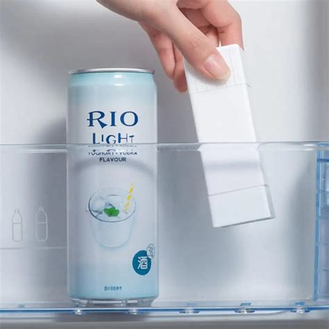 Upright Cheese Dispenser With Lid Rotary Butter Container Plastic Rotating Butter Cheese