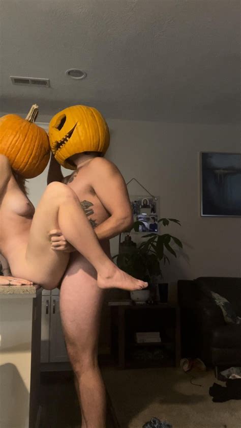 Pumpkin Head Sex Anyone🎃💦 Rutahswingers