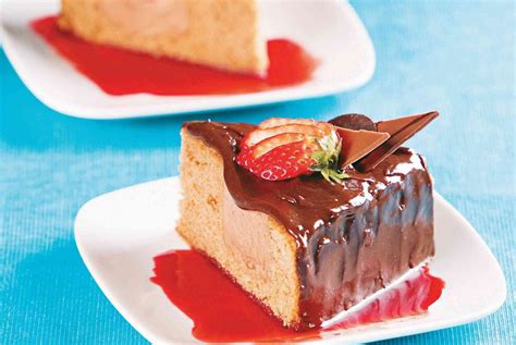 Torta De Morango E Chocolate